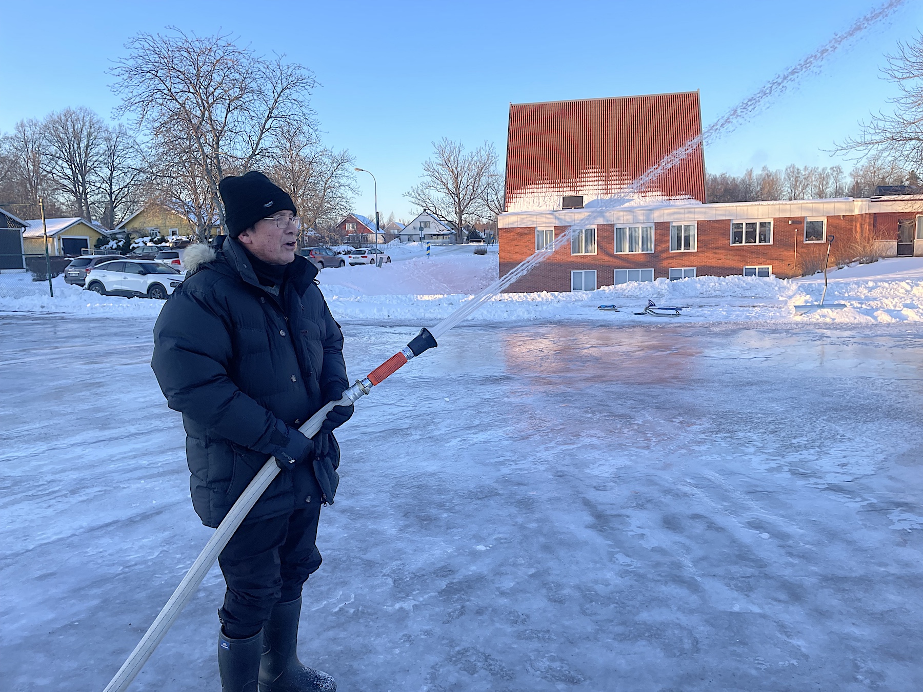 Ideella krafter fixar isen - Sydnärkenytt