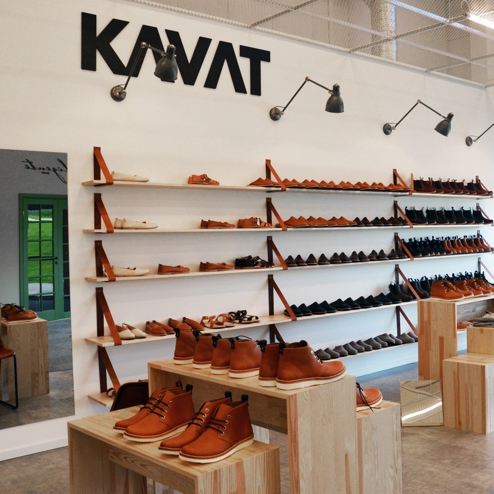 Kavat skänker skor - Sydnärkenytt